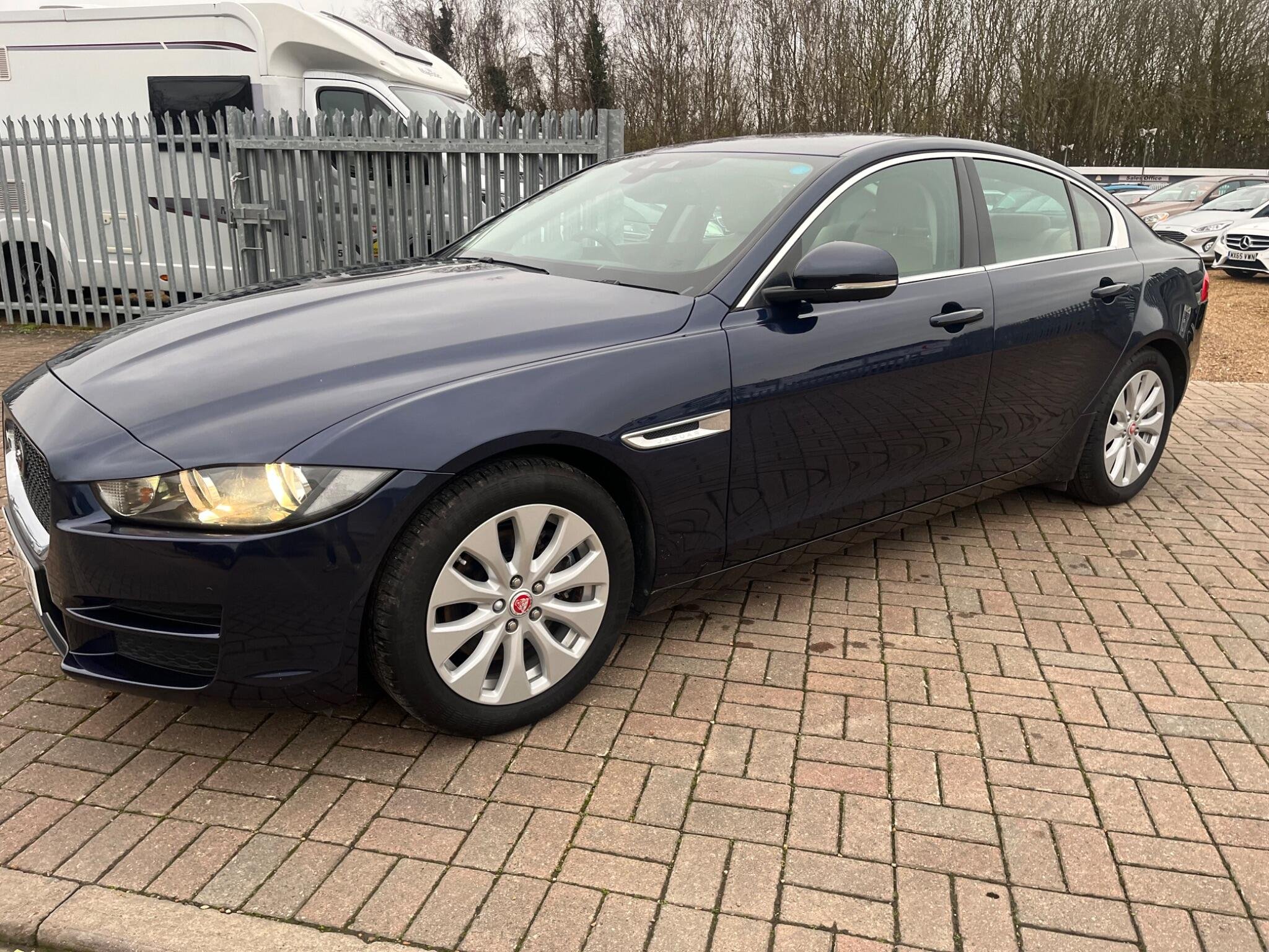 Used 2016 Jaguar XE 2.0d Prestige Auto Euro 6 (s/s) 4dr for sale in ...